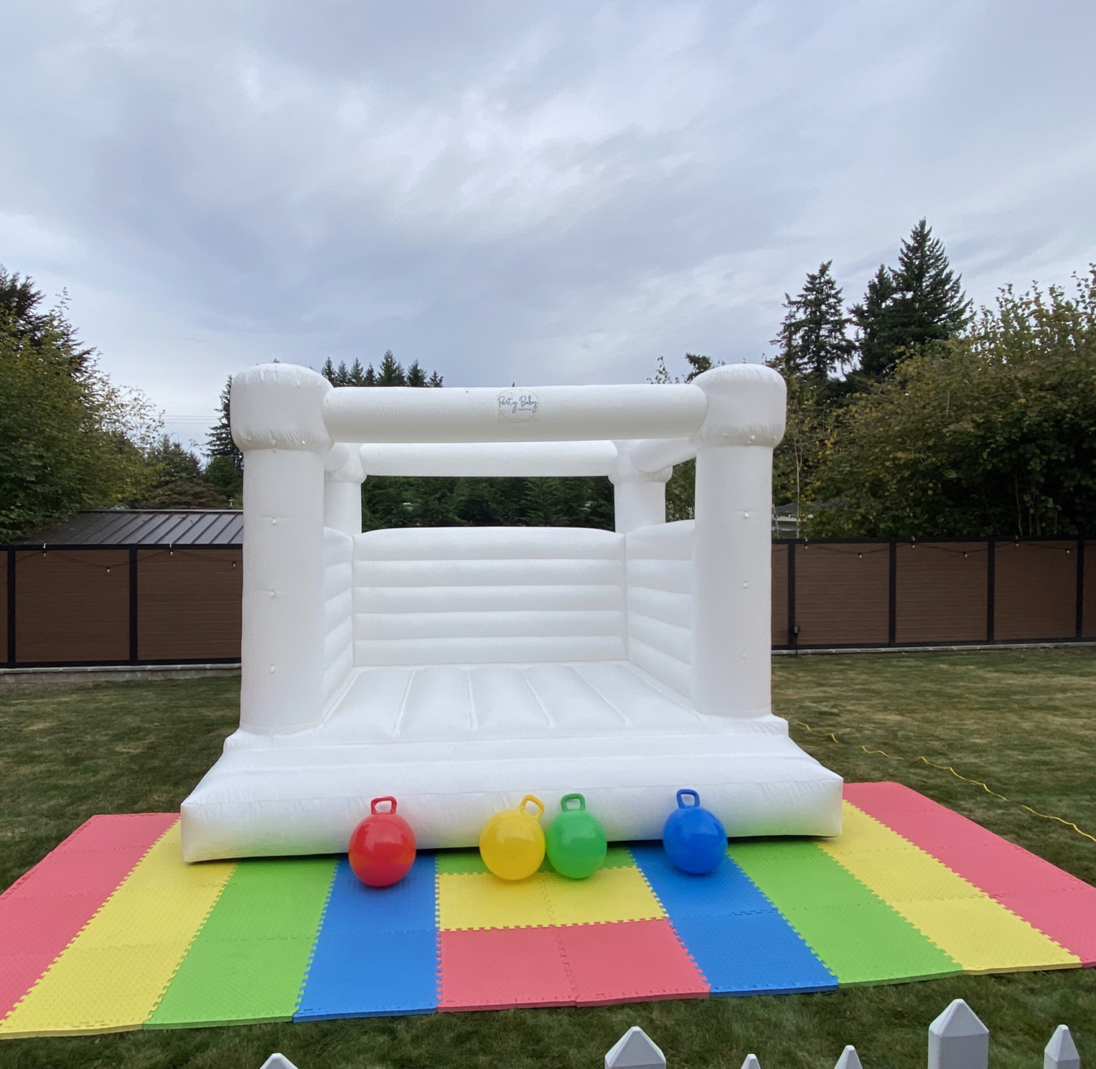 Seattle Bounce House Rentals | Party Baby Seattle